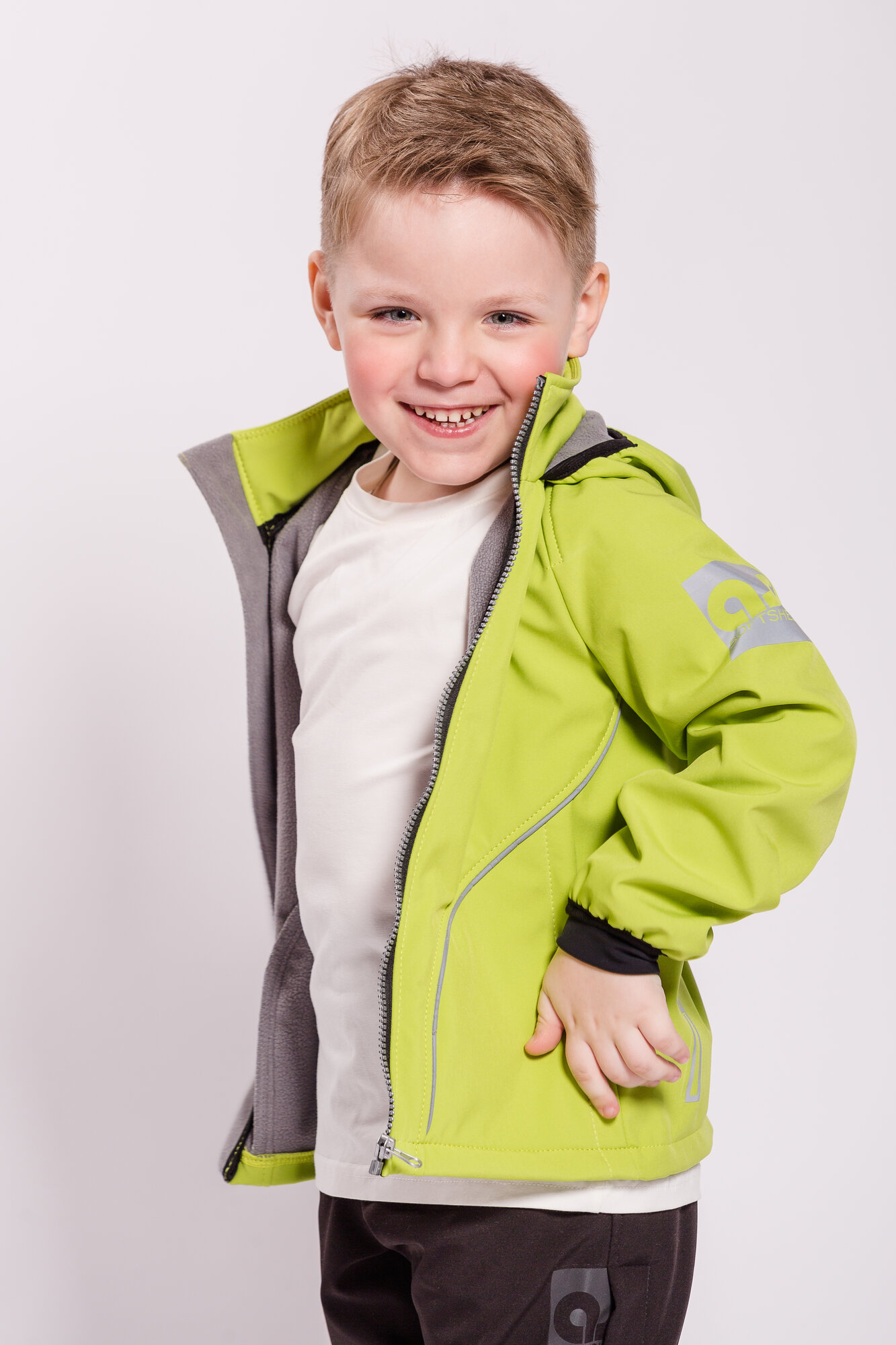 Ветровка Аутло