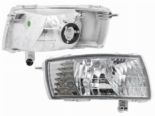 Фара противотуманная (Справа) Toyota Corolla (E120) 02-04 / Corolla Fielder 02-04 Sat арт. ST-212-2031R