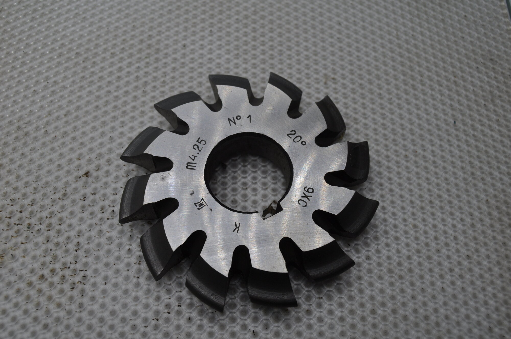 Фреза модульная М4,25 №1 (9ХС) z 12