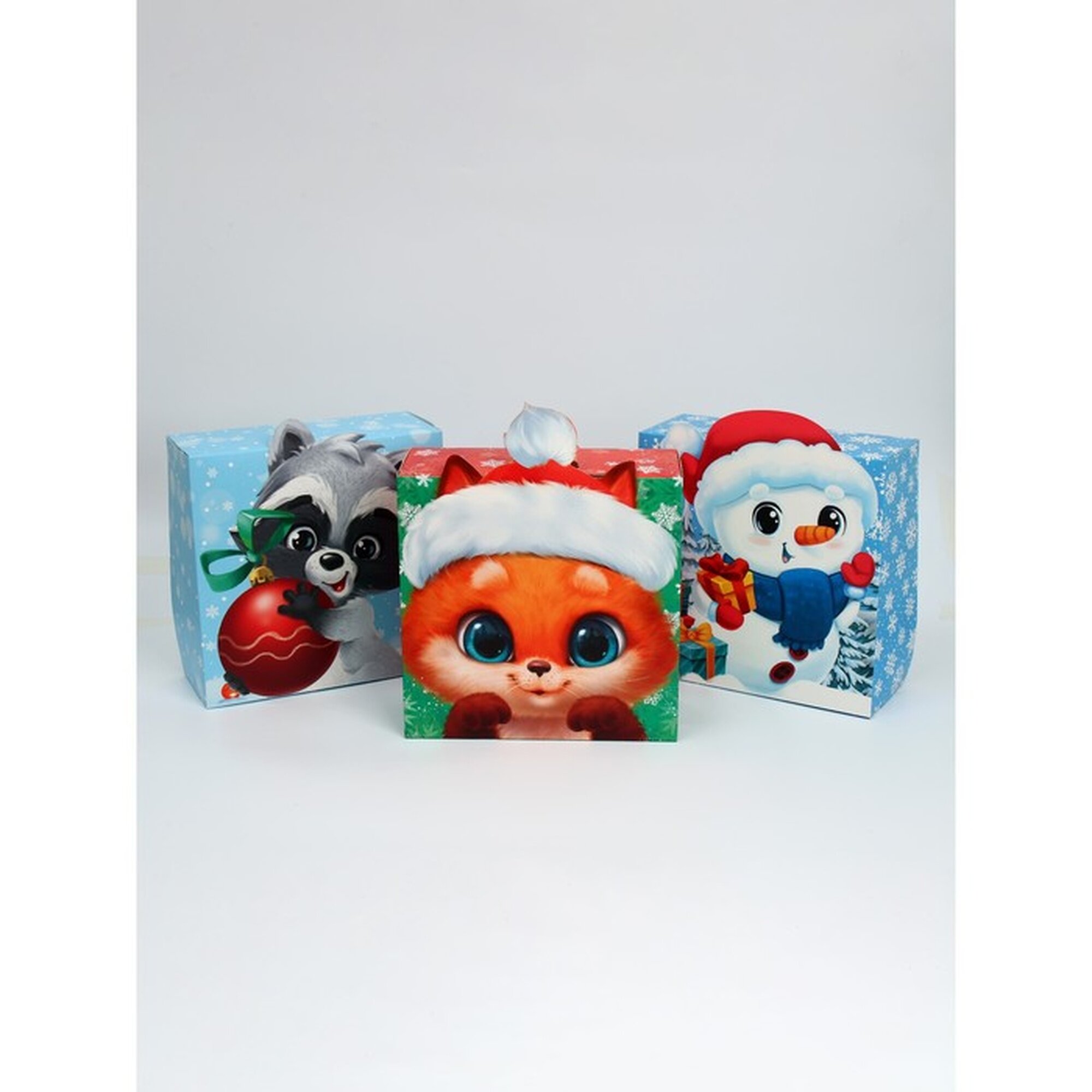 Подарочные коробки Дарите Счастье, 3 шт, 25x25x10 см, новогодняя тематика