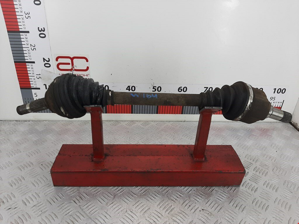 Полуось передняя левая (приводной вал шрус) Citroen C5 2 3272SE арт. 1779693