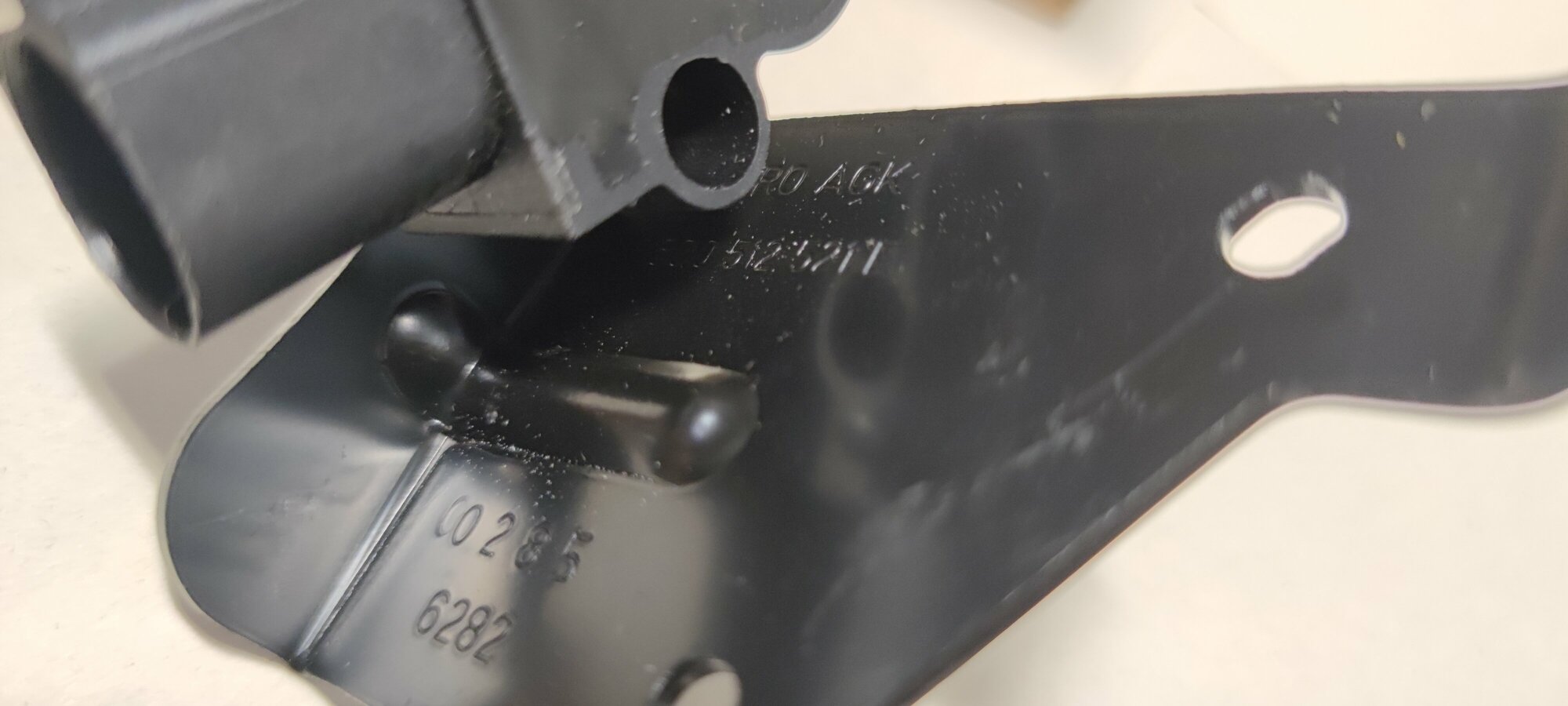 Датчик уровня подвески VAG 5Q0512521E, для заднего левого колеса