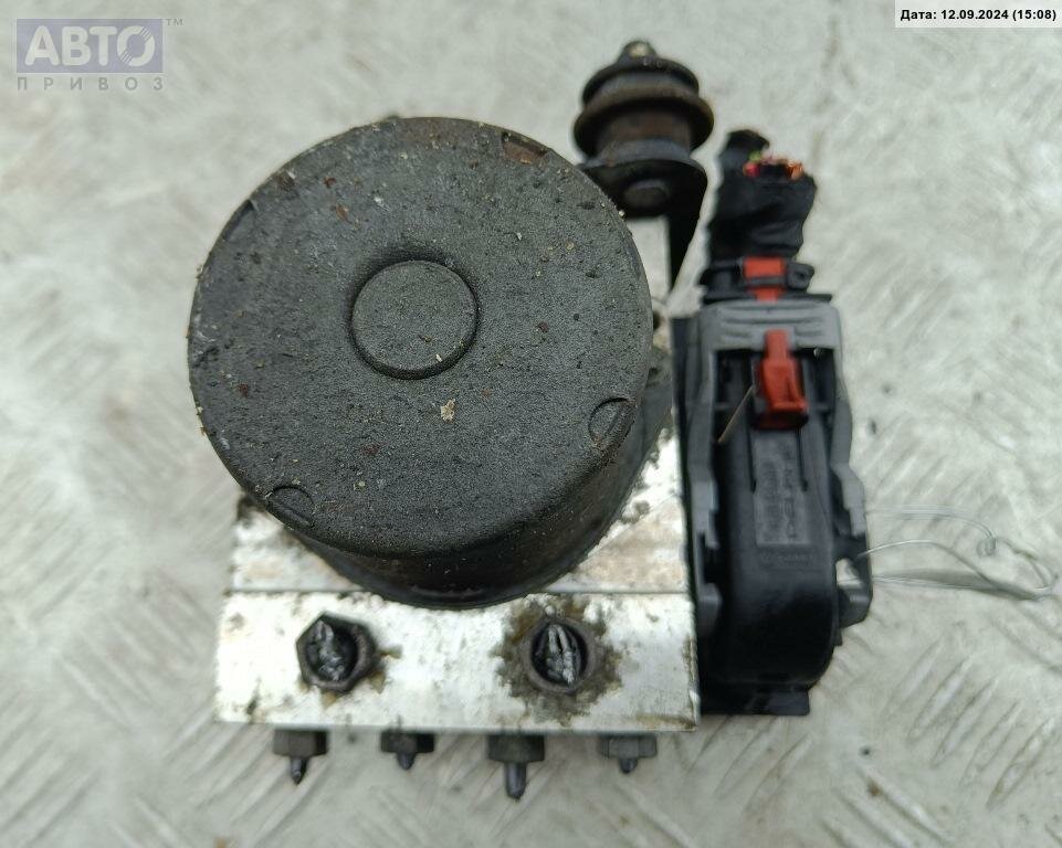 Блок ABS (Модуль АБС) Audi A4 B8 (2007-2015)