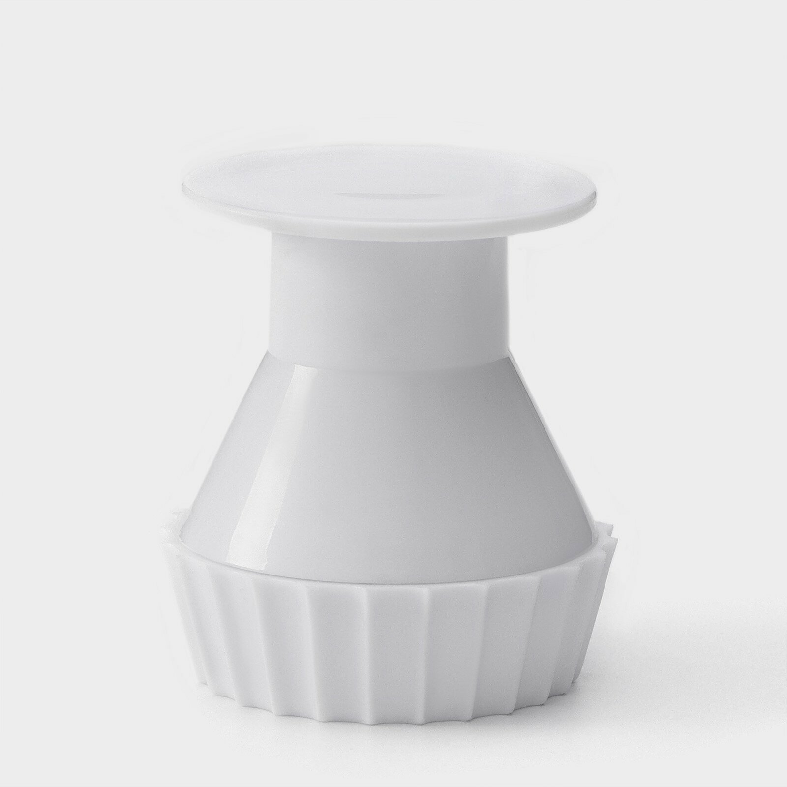 Пресс для формирования тарталеток, ребристый, 6.8×7 см, пластик, белый