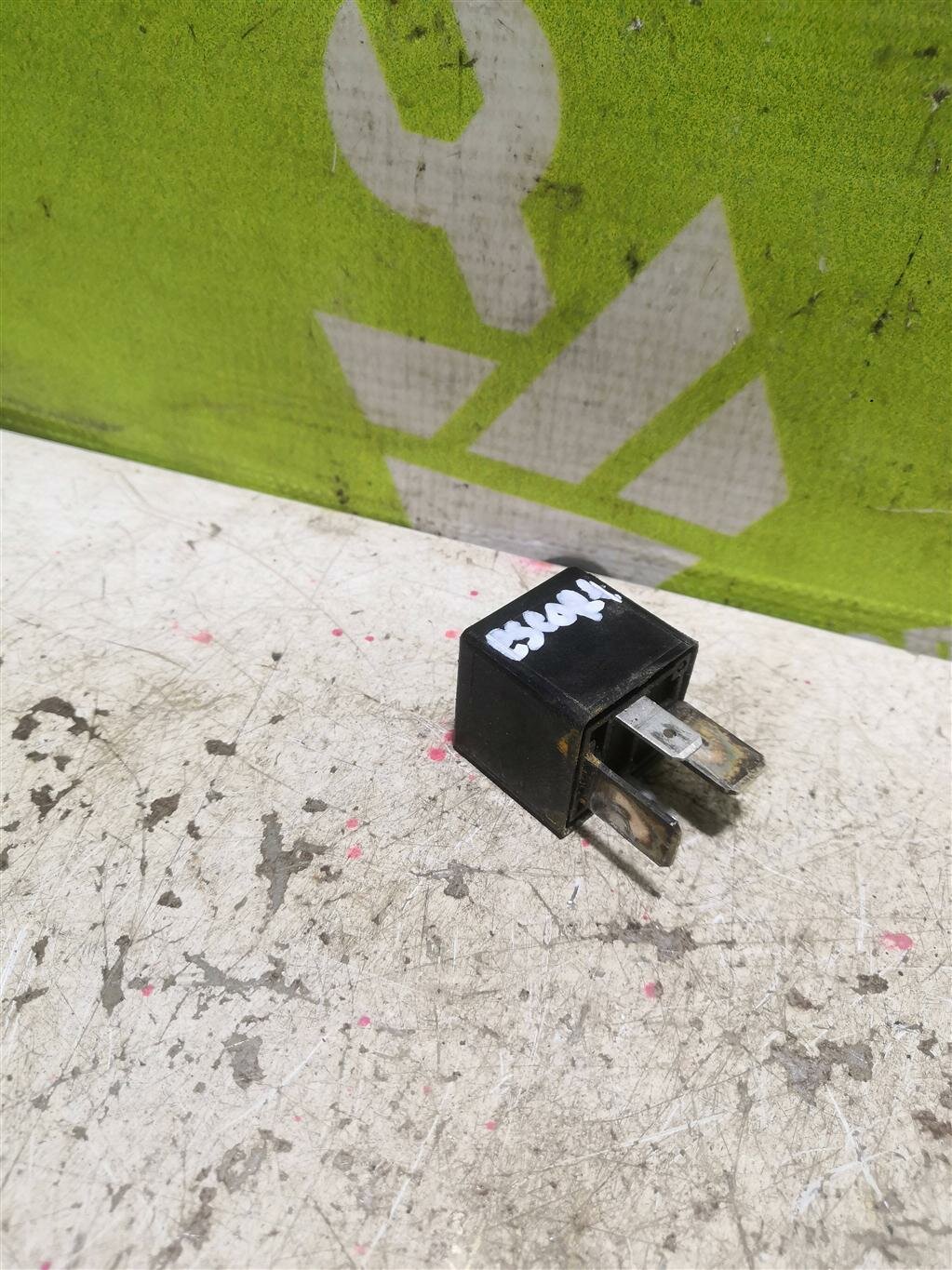 Реле Ford Escort Orion 1990-1995