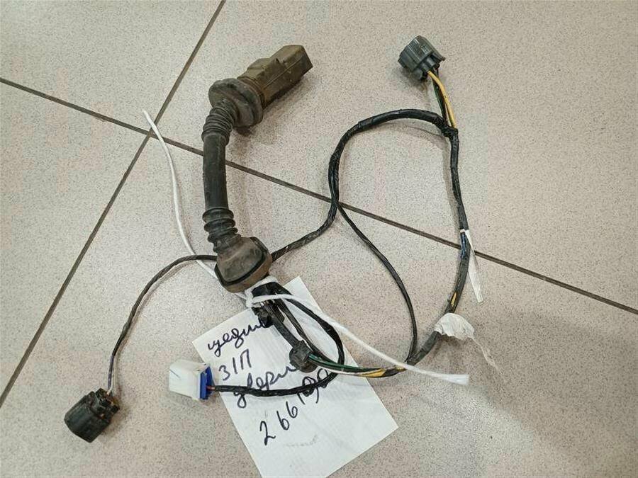 Проводка двери задней правой от Mitsubishi Lancer Cedia CS 2000-2003