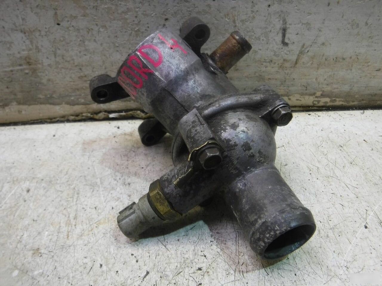 Корпус термостата Honda Accord IV (1989—1993) 19320PT2000