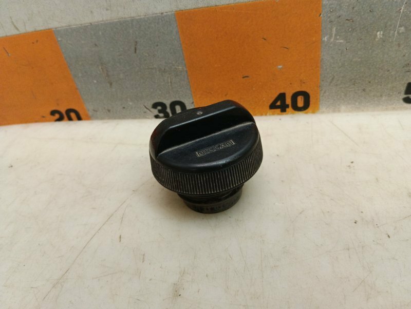 Б/У Пробка бензобака Крышка бензобака Nissan Primera 1998 P11 410330 NISSAN арт. 1725190J00