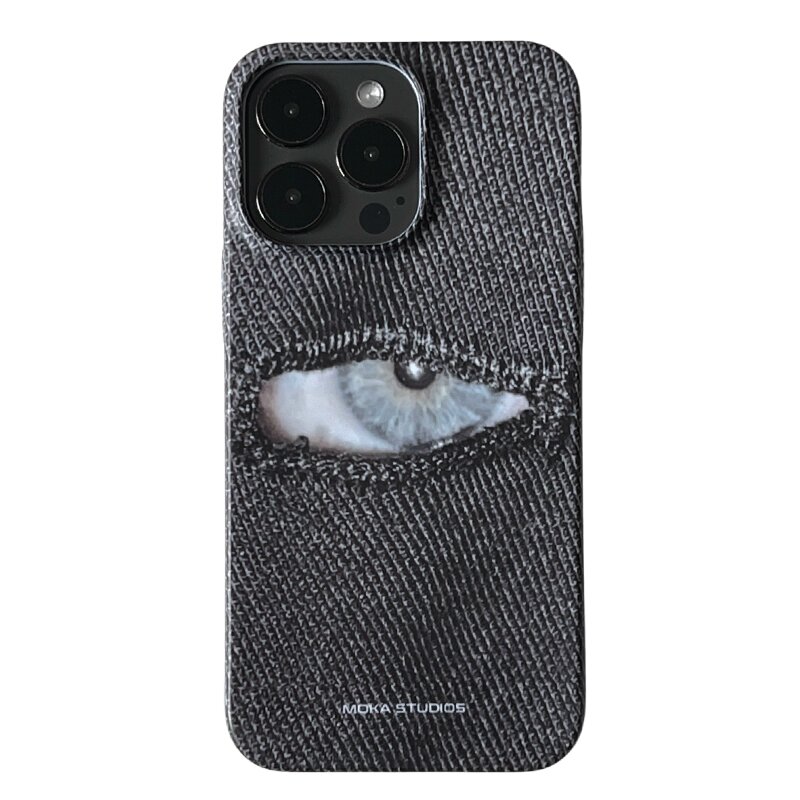 Твердый чехол из фильма для iPhone 15 Pro с матовой поверхностью и большими отверстиями от Apple