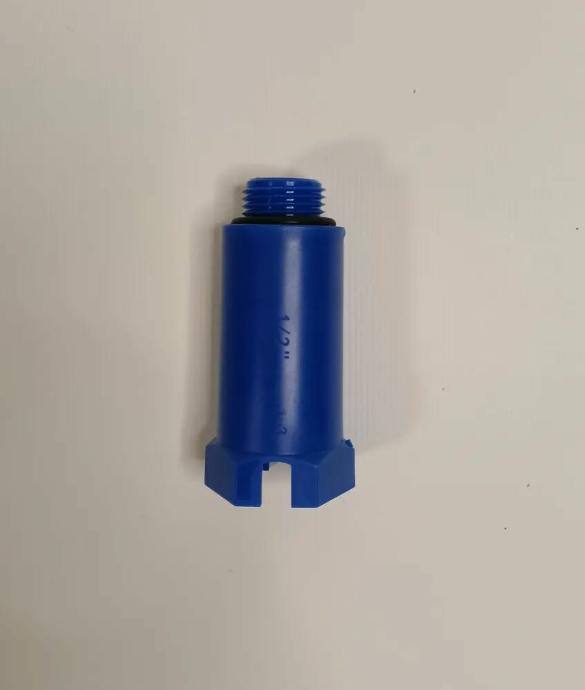 Заглушка монтажная 1/2, НР, с уплотнителем, синяя, Varmega, арт. FT03402, (10 шт.)