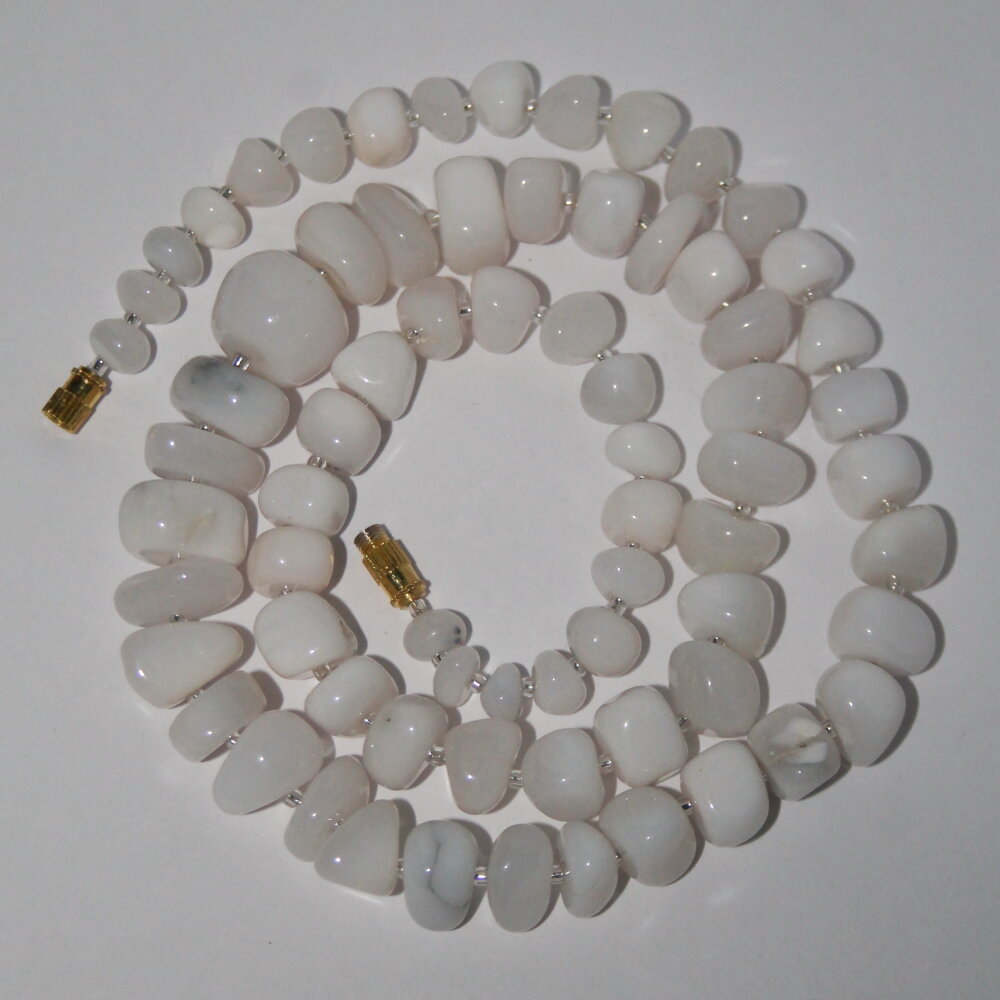 Бусы, опал, кахолонг