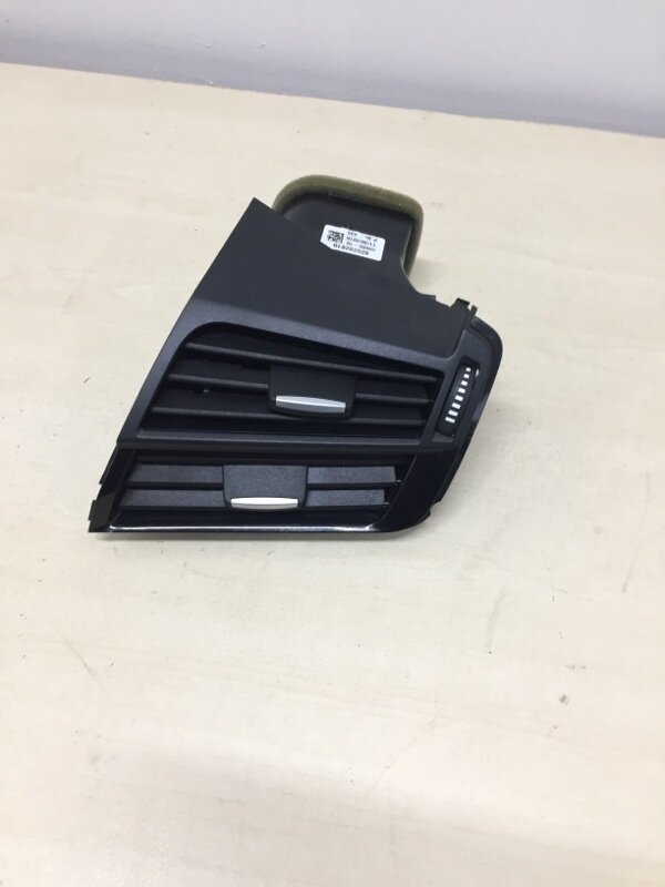 Дефлектор торпеды Прав. BMW X5 30d F15 Ф15 64 22 9 252 926