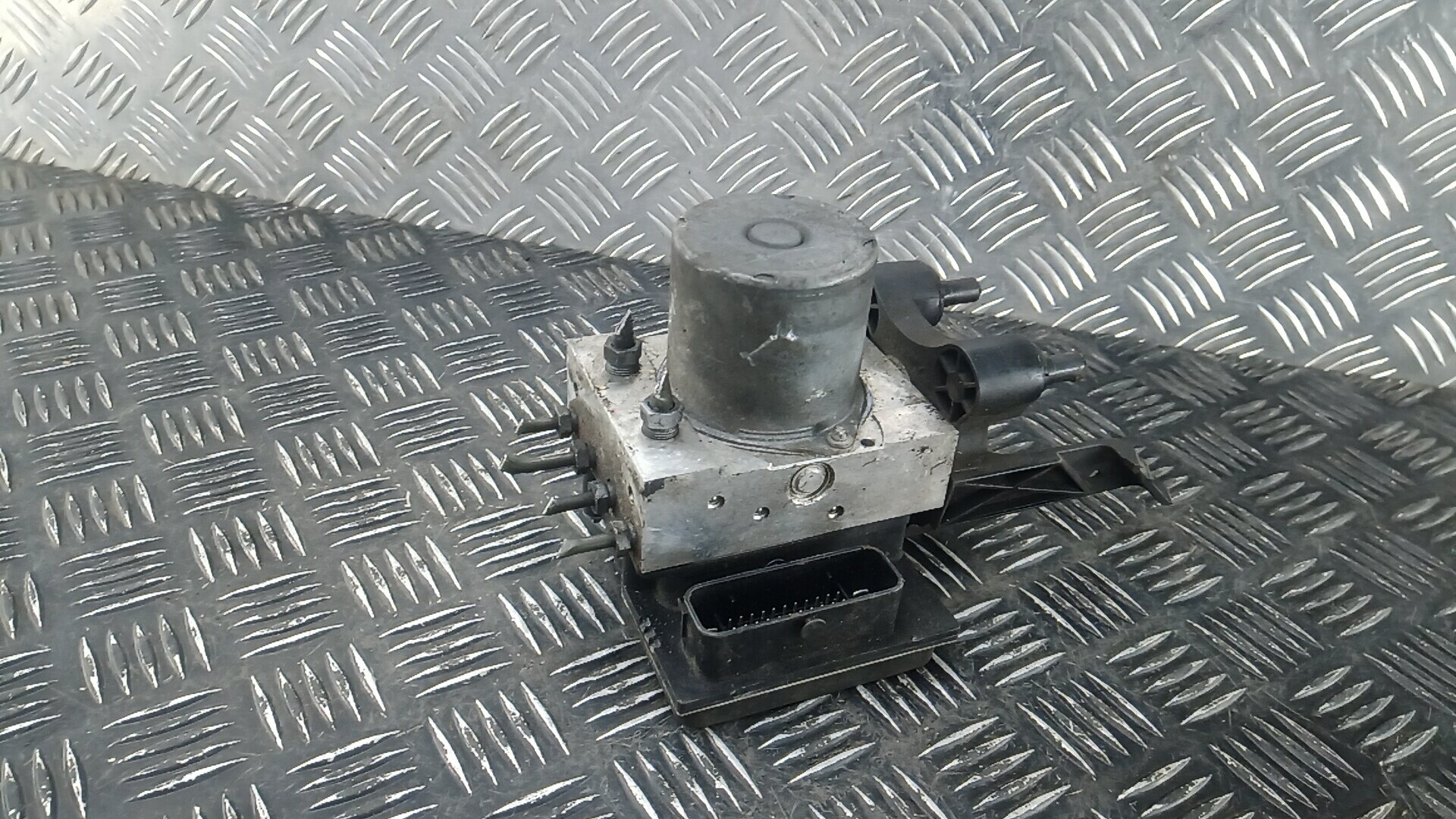 Блок ABS MERCEDES BENZ E-CLASS W212, Номер a2124313512