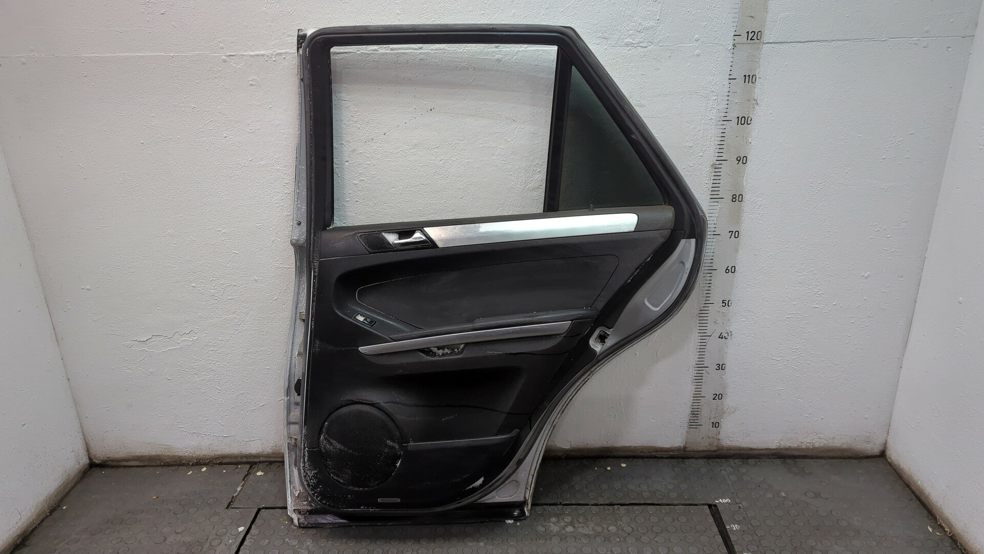 Дверь боковая (легковая) правая задняя Mercedes ML W164 Б/У