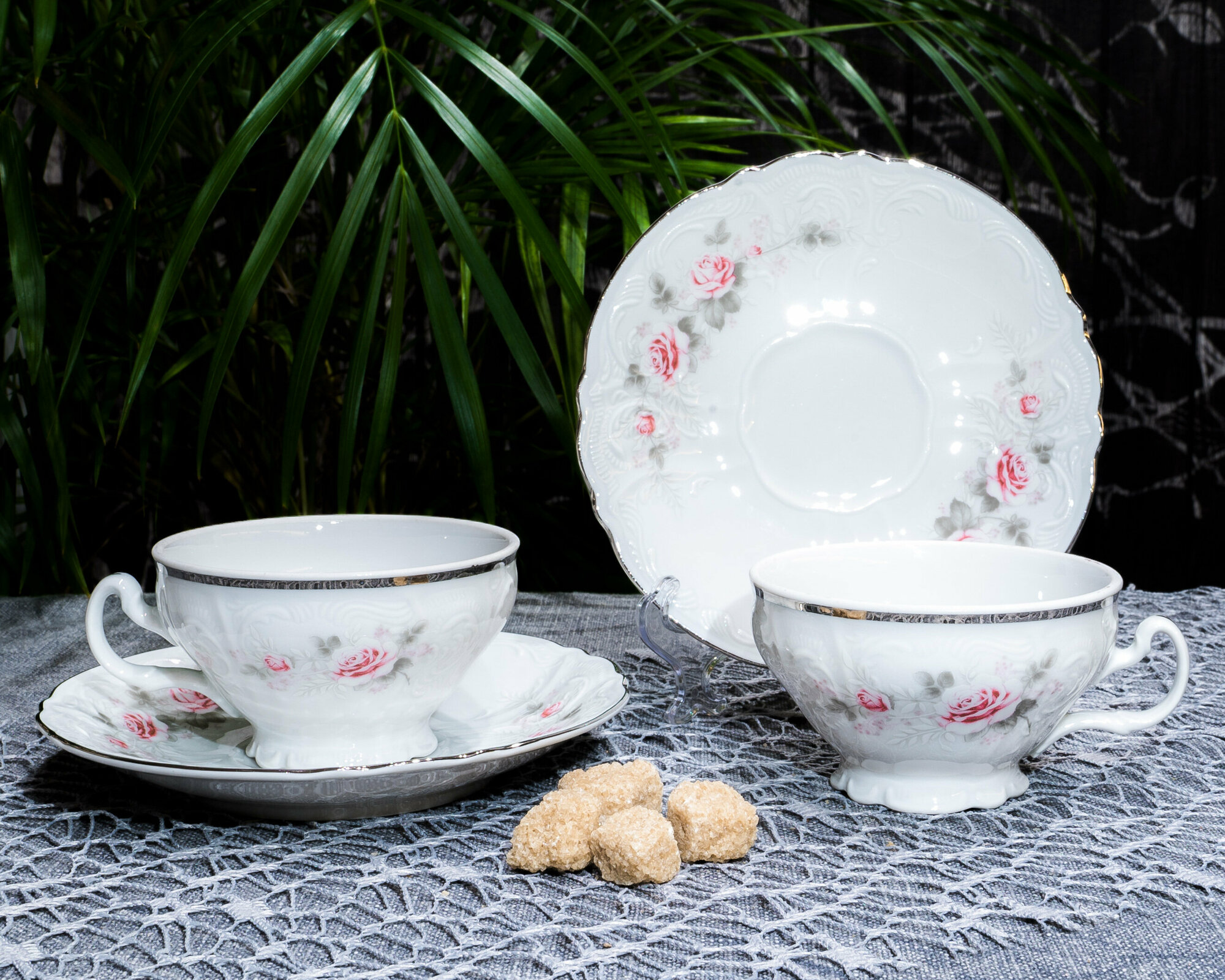 Чайный набор посуды на 2 персоны Bernadotte Бледные розы 205 мл, 4 предмета: 2 чашки и блюдца для чая и кофе, подарочный белый фарфор Бернадотт Чехия