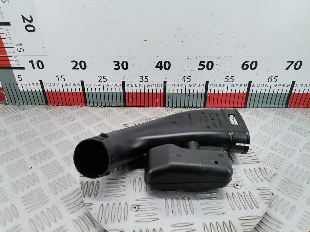 Патрубок воздушного фильтра (гофра инжектора) Mazda 3 BL Z6681319X арт. 1888523