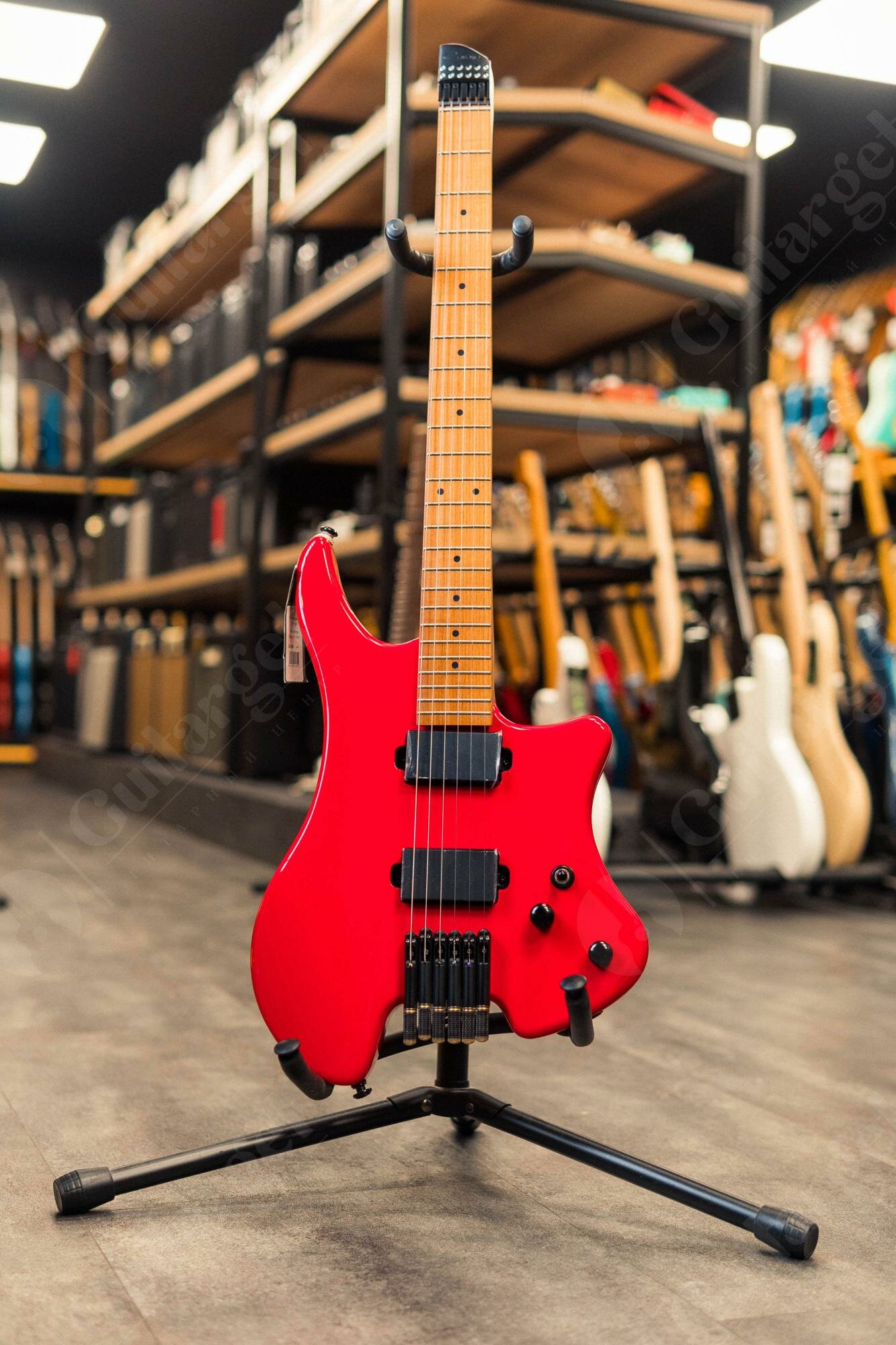 Электрогитара Caraya HL-1A-RD с чехлом