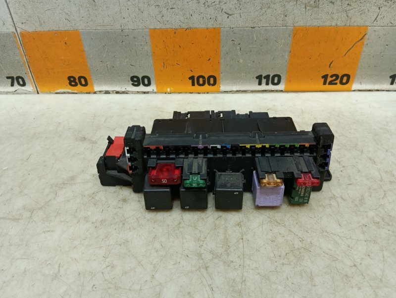 Б/У Блок предохранителей Mercedes-Benz S-Class W220 456525 MERCEDES-BENZ арт. A0285458132