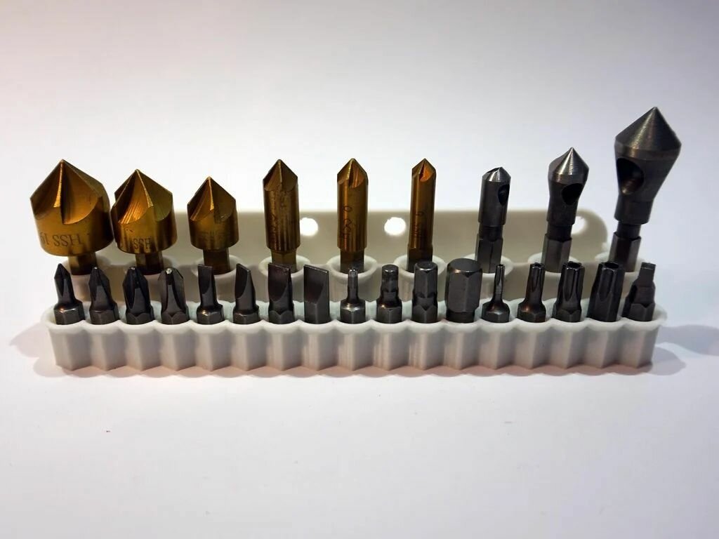 Органайзер для бит на стену с дюбелями / белая