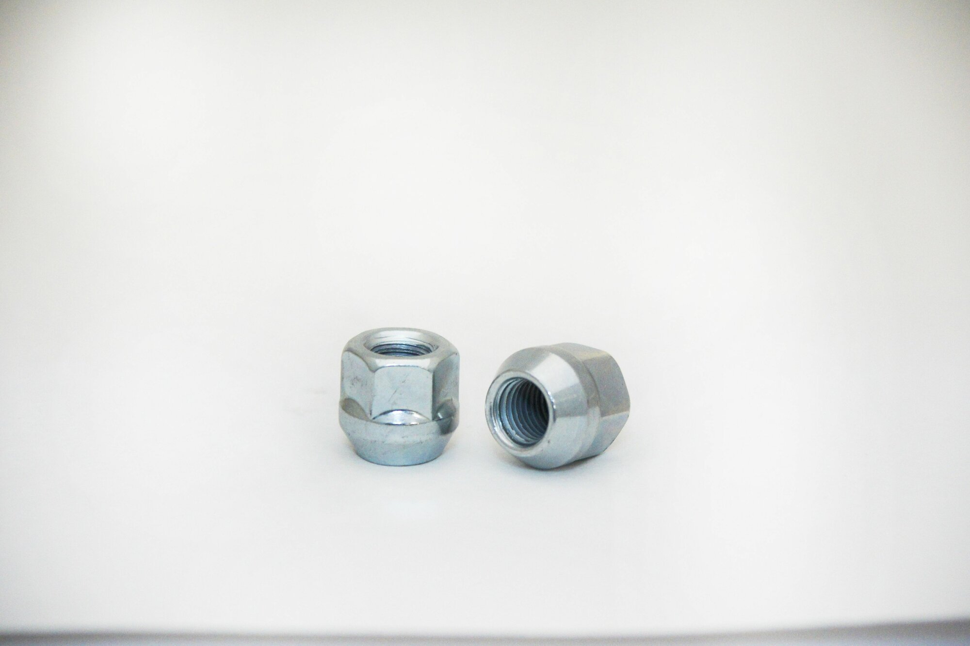 Гайка колесная M12х1,5 Конус, высота 25мм открытая, ключ 19мм, Цинк