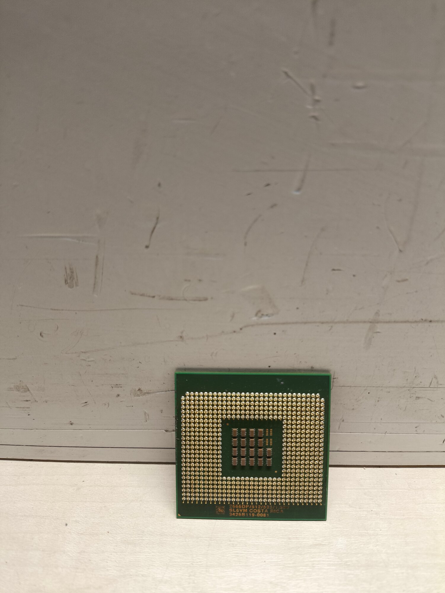 Процессор для сервера Intel Xeon 2,66 SL6VM Socket 604 2.66 GHz — фото 1