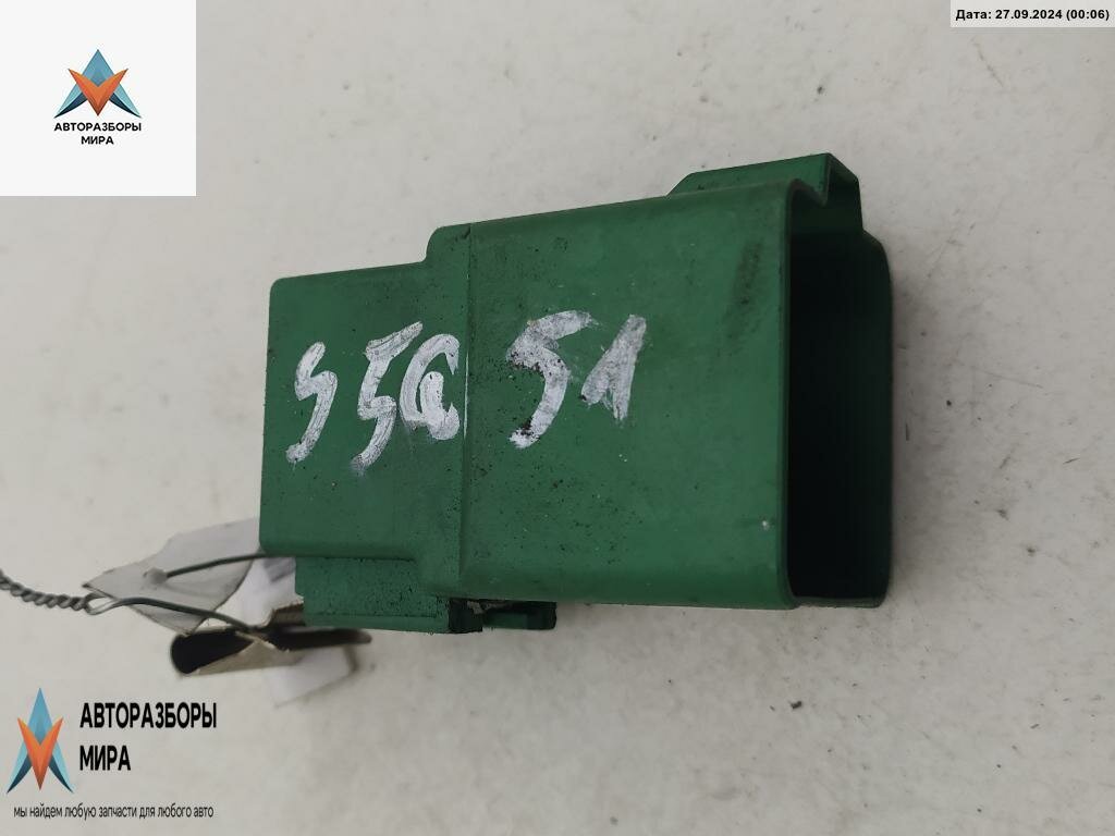 Блок управления вентилятором (реле) Ford Escort 5 2-й рест. 1996 94F613A025AA