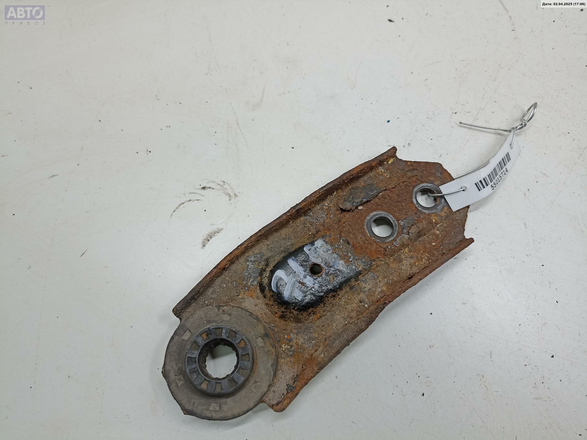 Кронштейн радиатора Opel Astra G (1998-2004)