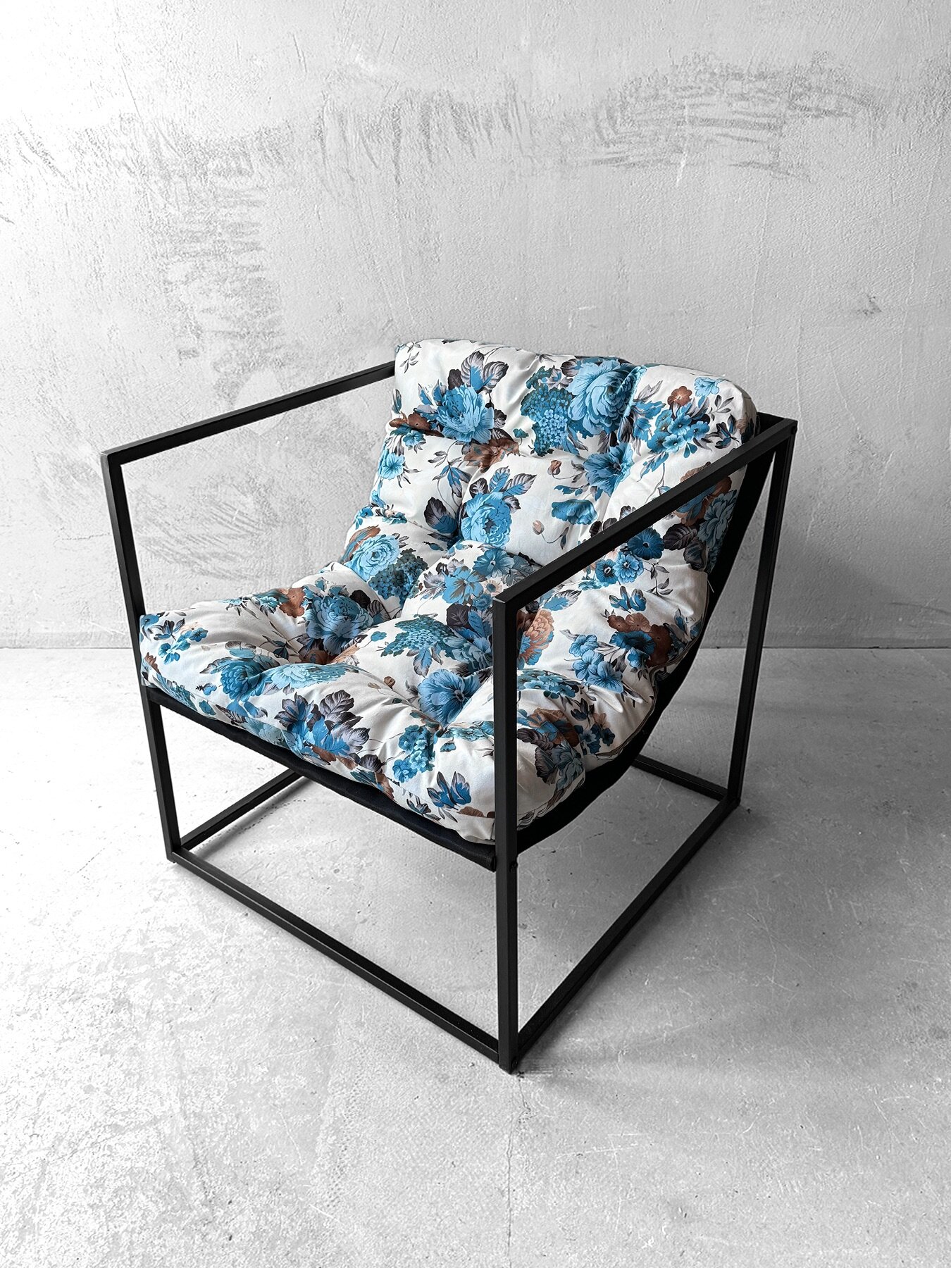 Кресло в стиле лофт Лофтовик + велюр цветы