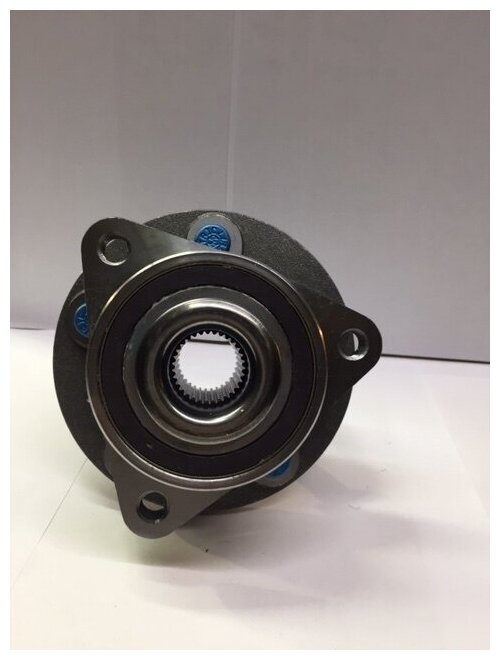 Подшипник передний со ступицей в сборе (R15) 13502828 CHEVROLET Cruze (09-), Orlando (11-) OPEL Astra J