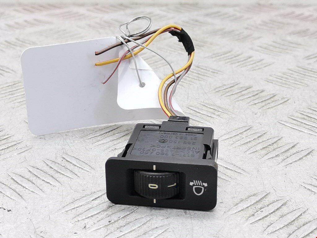 Кнопка корректора фар BMW 5-Series (E39) 61318360460 арт. 2173519