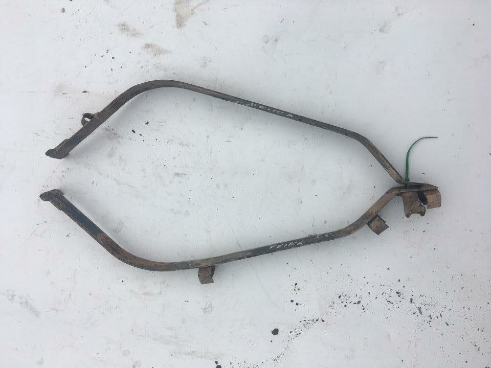 Лента крепление бензобака Skoda Felicia 1998-2001