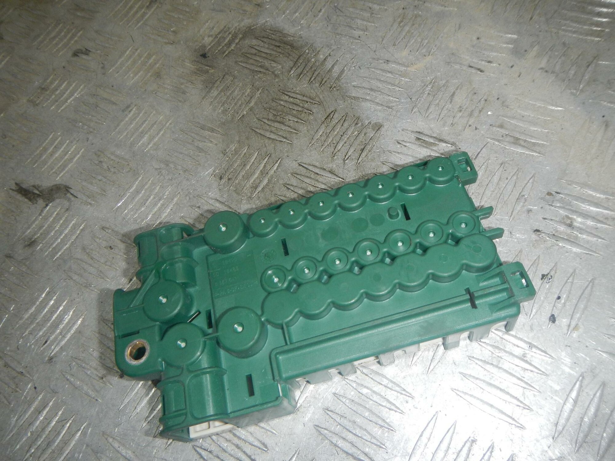 Б/У Блок предохранителей, BMW (БМВ)-X5 (E53) (99-06) BMW X5 (E53) (99-06) М62 Без видимых повреждений. 497585 BMW арт. 83...