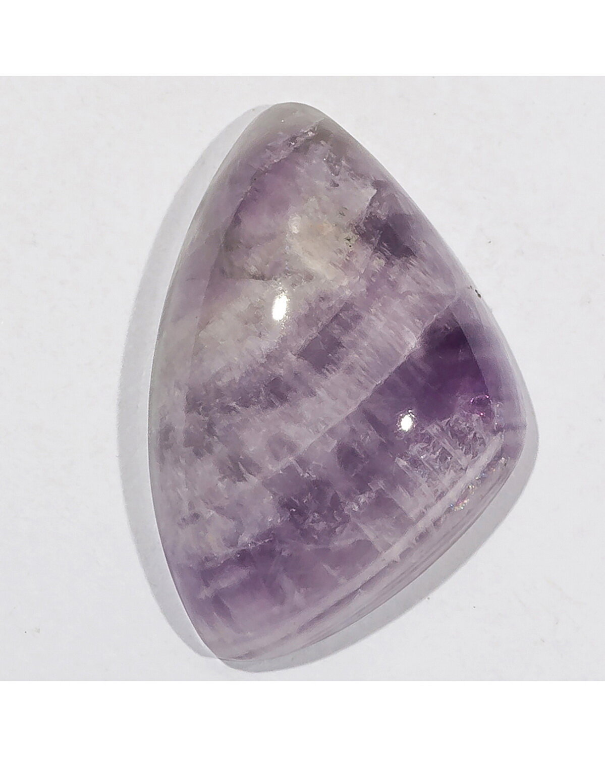 Кабошон из минерала Аметист, натуральный камень, размер: 29х20х8 мм.