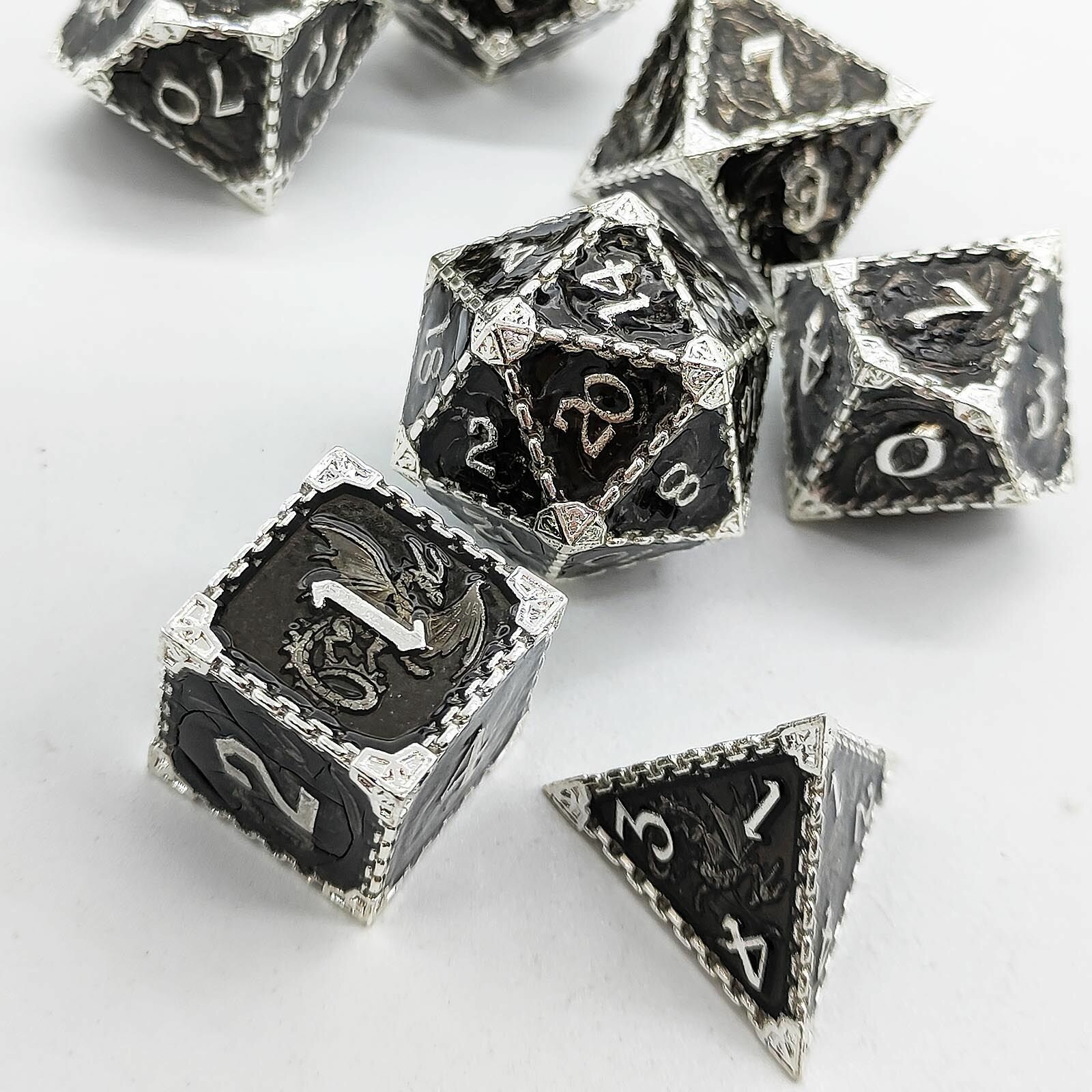 Кости игральные для Dungeons & Dragons, кубики для DnD и настольных ролевых игр (дайсы ДнД) 7 шт