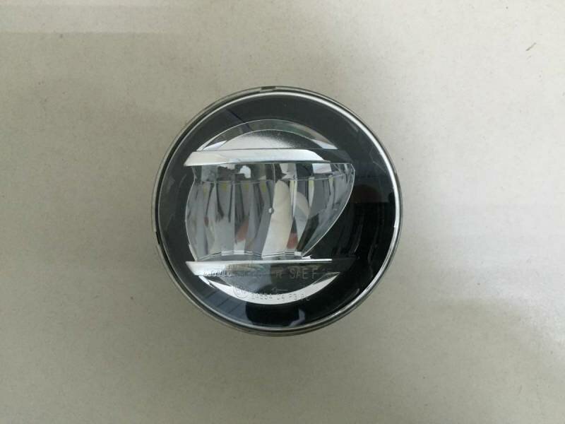 Фара противотуманная правая Lexus LX570 J200 2007-2015 кат.номер: 8121048050 8121048051