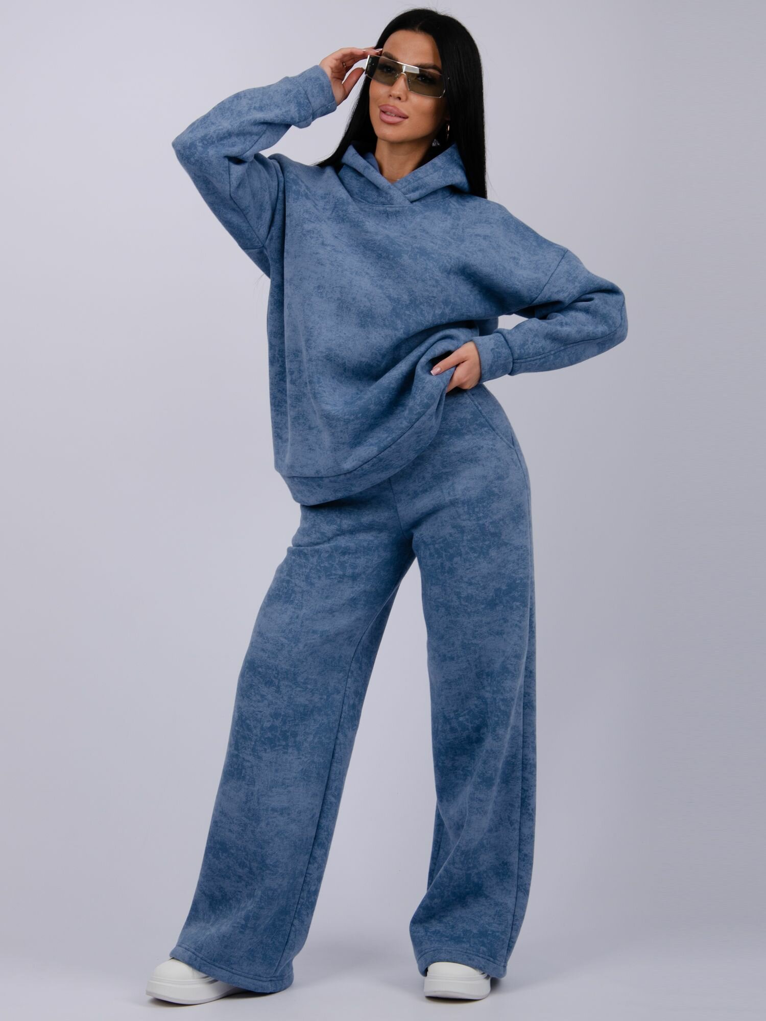 Костюм спортивный