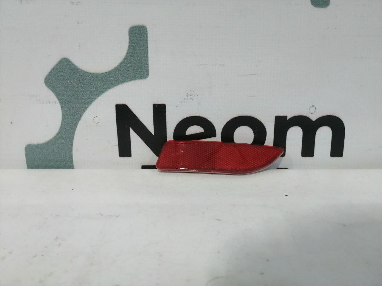 Отражатель заднего бампера левый Toyota Corolla E150 10-13, Neom.Parts