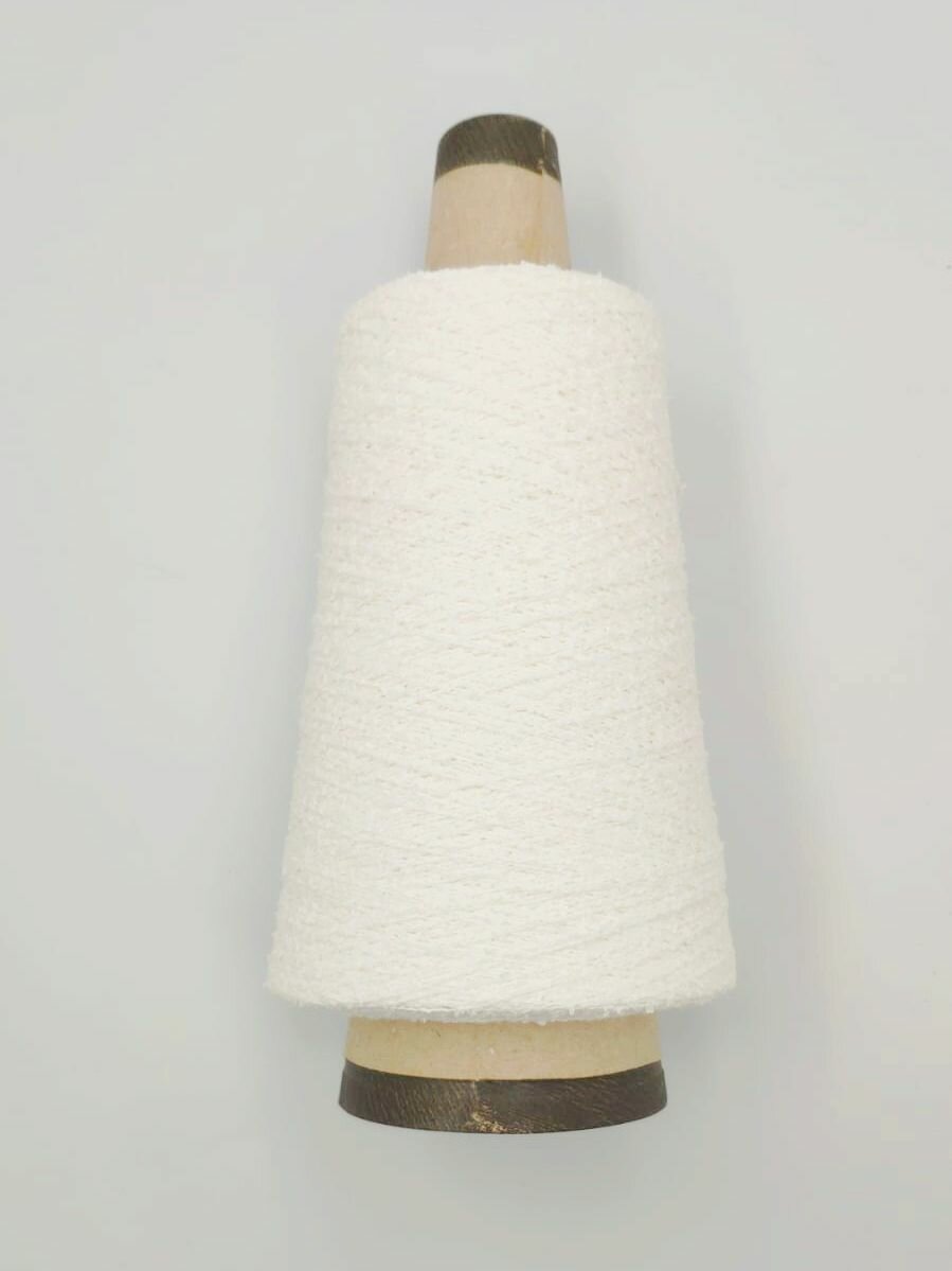 Пряжа Хлопок-букле (100% хлопок, 7.5м/1г) 001 белый (200г, 1500м) С8Е