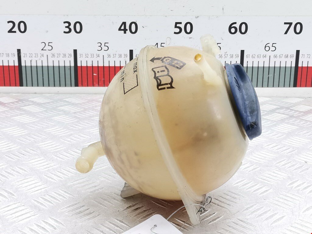 Бачок расширительный Volkswagen Golf 3 1H0121407A арт. 2061649