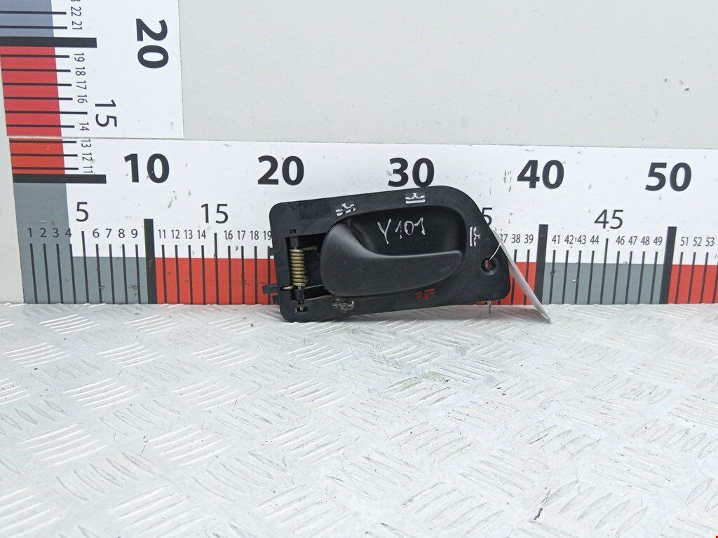 Ручка двери внутренняя передняя левая Renault Laguna 1 7700823286 арт. 2065792