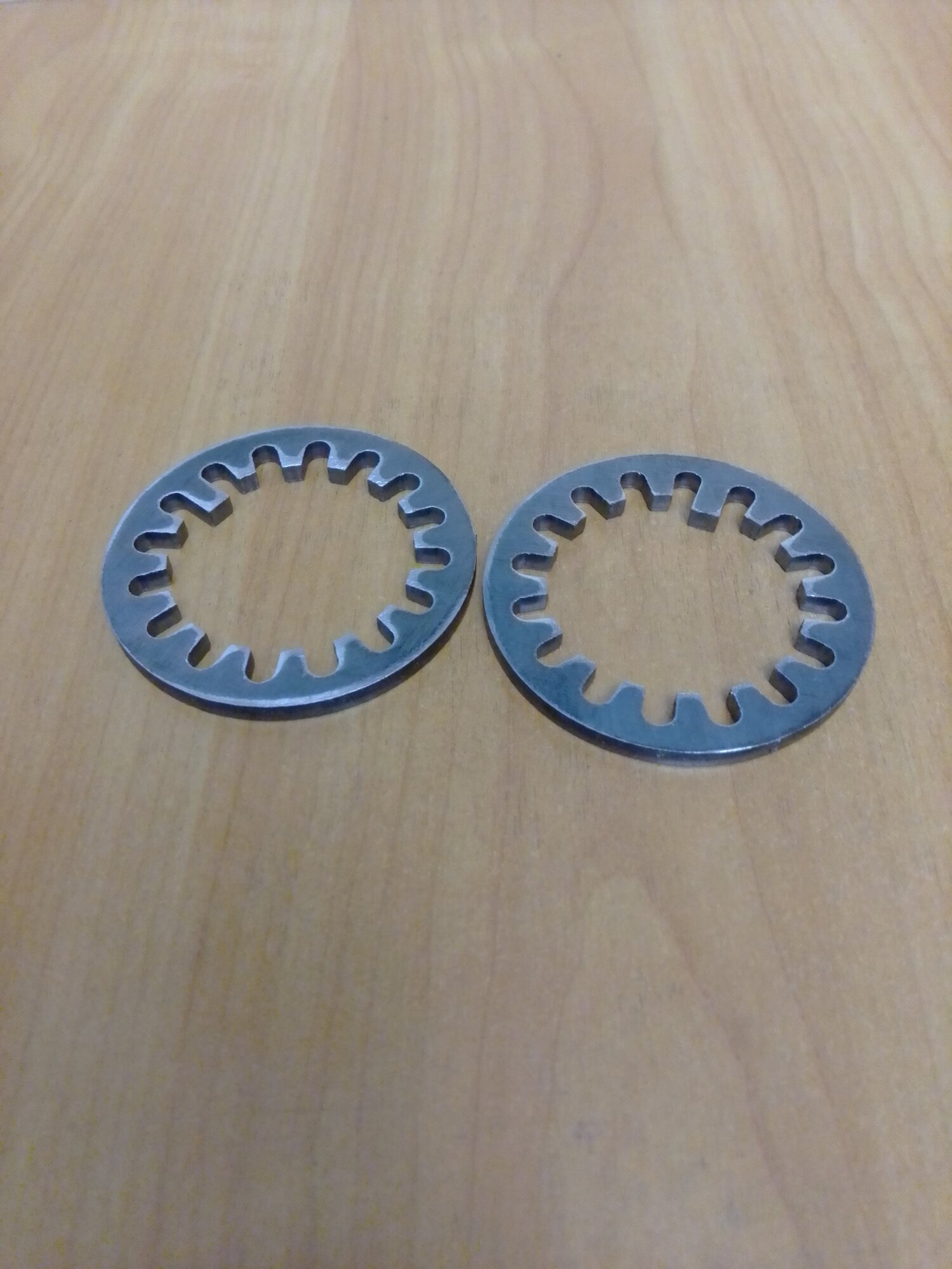 Шайба стопорная гайки подшипника ступицы заднего колеса для автомобилей ГАЗ-3302,2217 Газель, Соболь, Газель next. Комплект 2 штуки. РЗИ, Россия. 3302-2401055