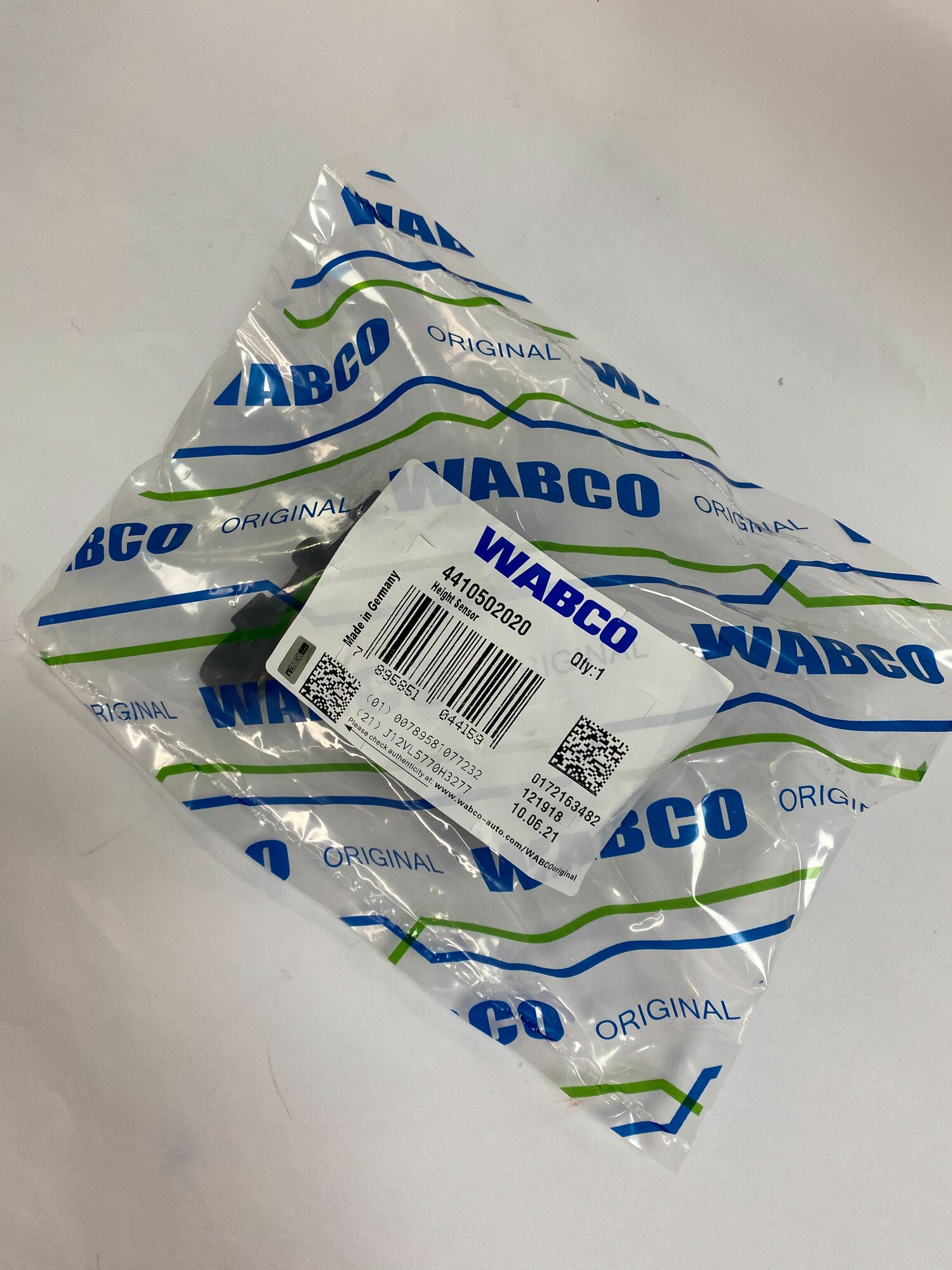 Датчик уровня пневматической подвески 4410502020 Scania G/R EURO6 Wabco