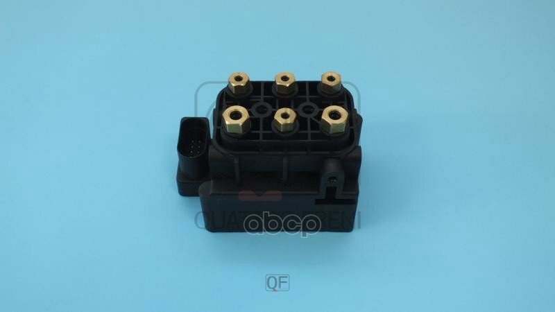 Блок клапанов пневмоподвески QUATTRO FRENI арт. QF28D00092