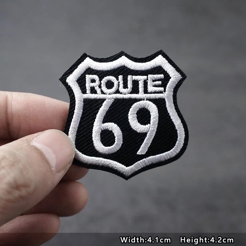Нашивка Route 69, черный, 4.1x4.2 см