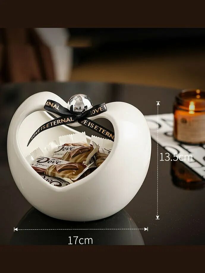 Конфетница фарфор, диаметр 17 см, высота 13.5 см, белая ，Ваза для конфет