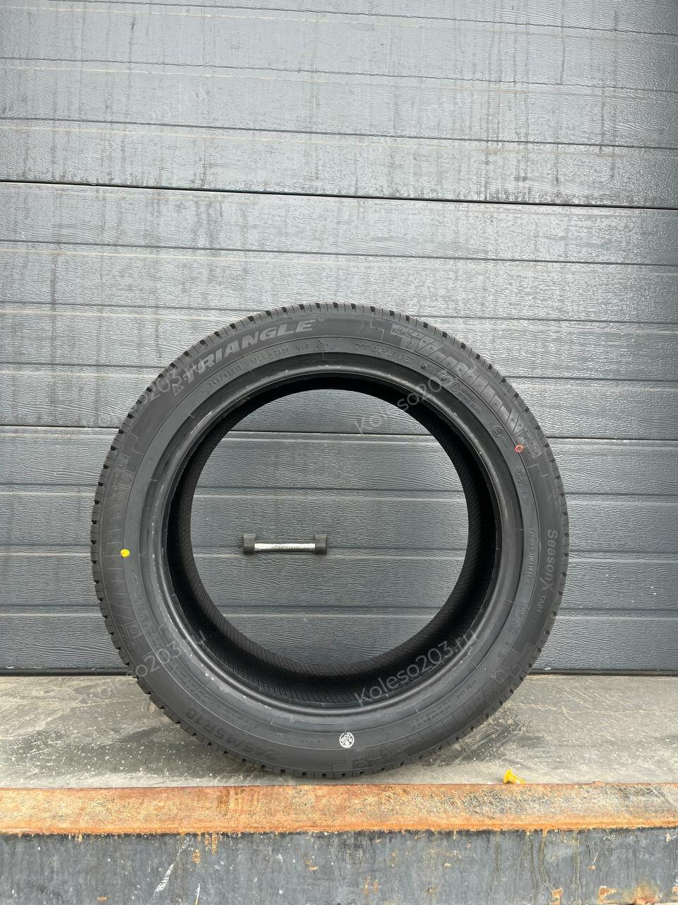 Шина Triangle SeasonX TA01, всесезонная, 245/45, R18, TL, 100W, высота профиля 45 1 шт.