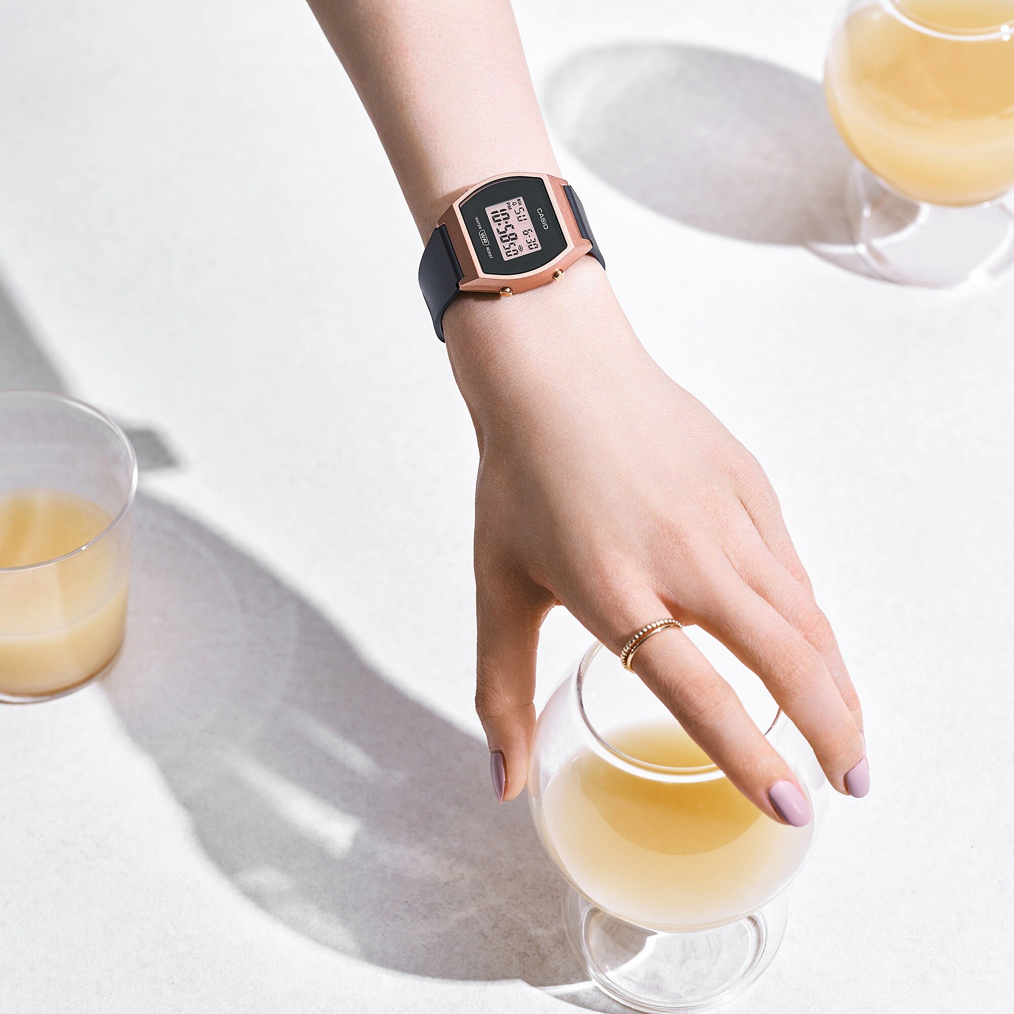 Наручные часы CASIO Collection, розовое золото — фото 1