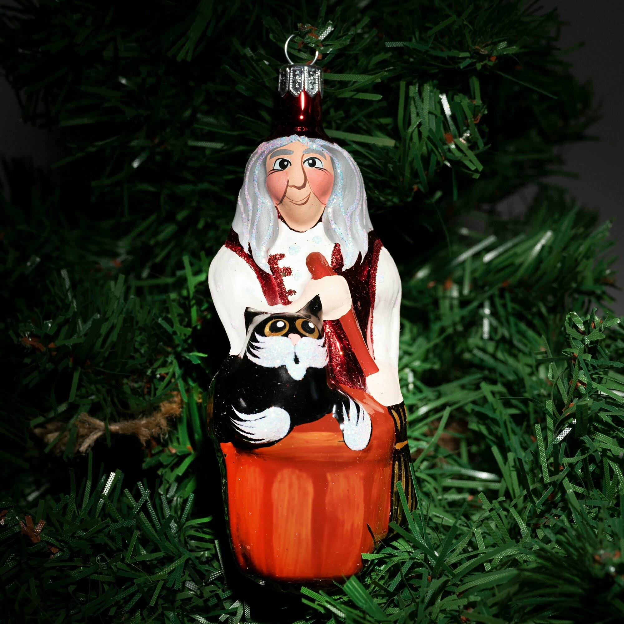 Елочная игрушка Баба яга