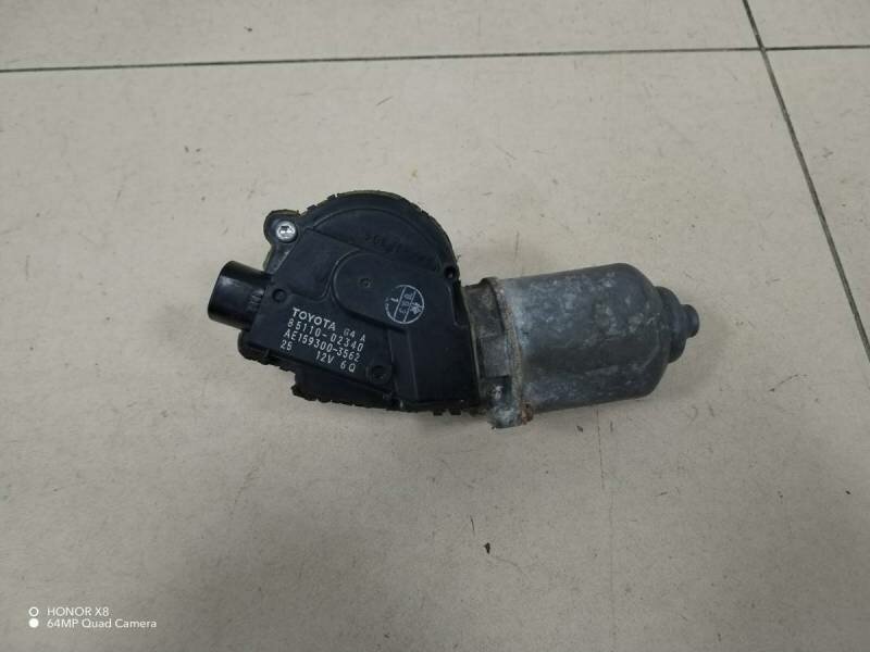 Моторчик стеклоочистителя передний Toyota Corolla E180 2013 кат.номер: 8511002340