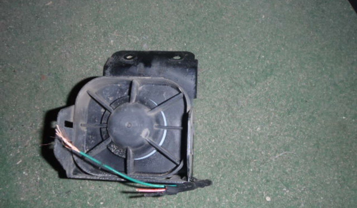 Сигнал звуковой Cruze Chevrolet 13307087